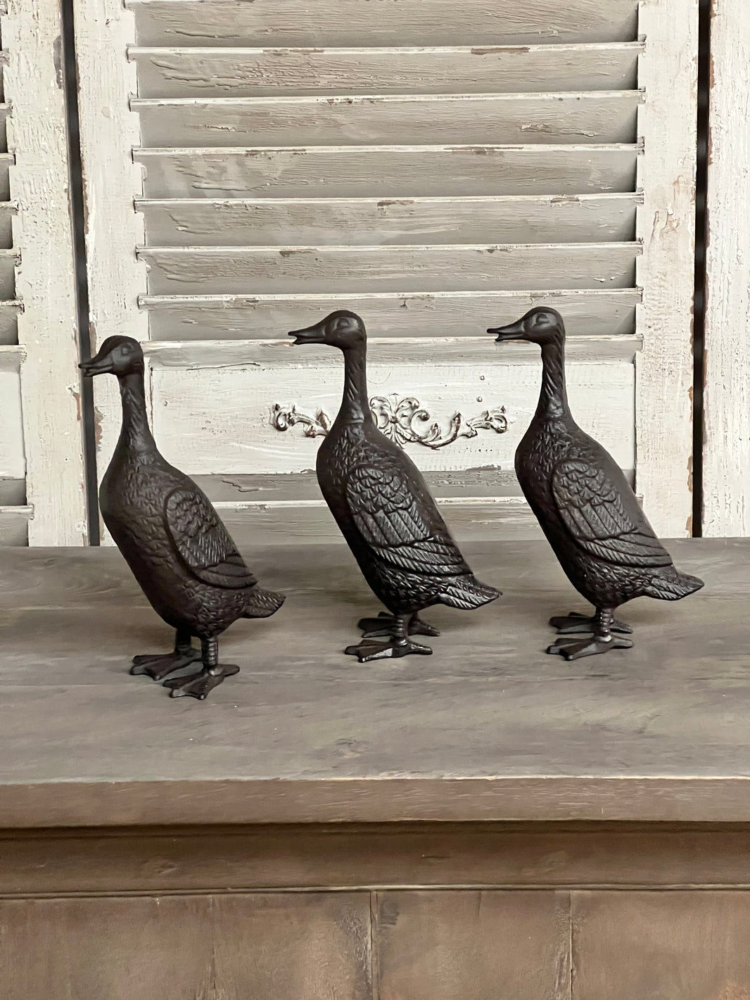Garden Ornaments & Gifts - Life Size Sculptures & Urns - ELIZABETH AND ...